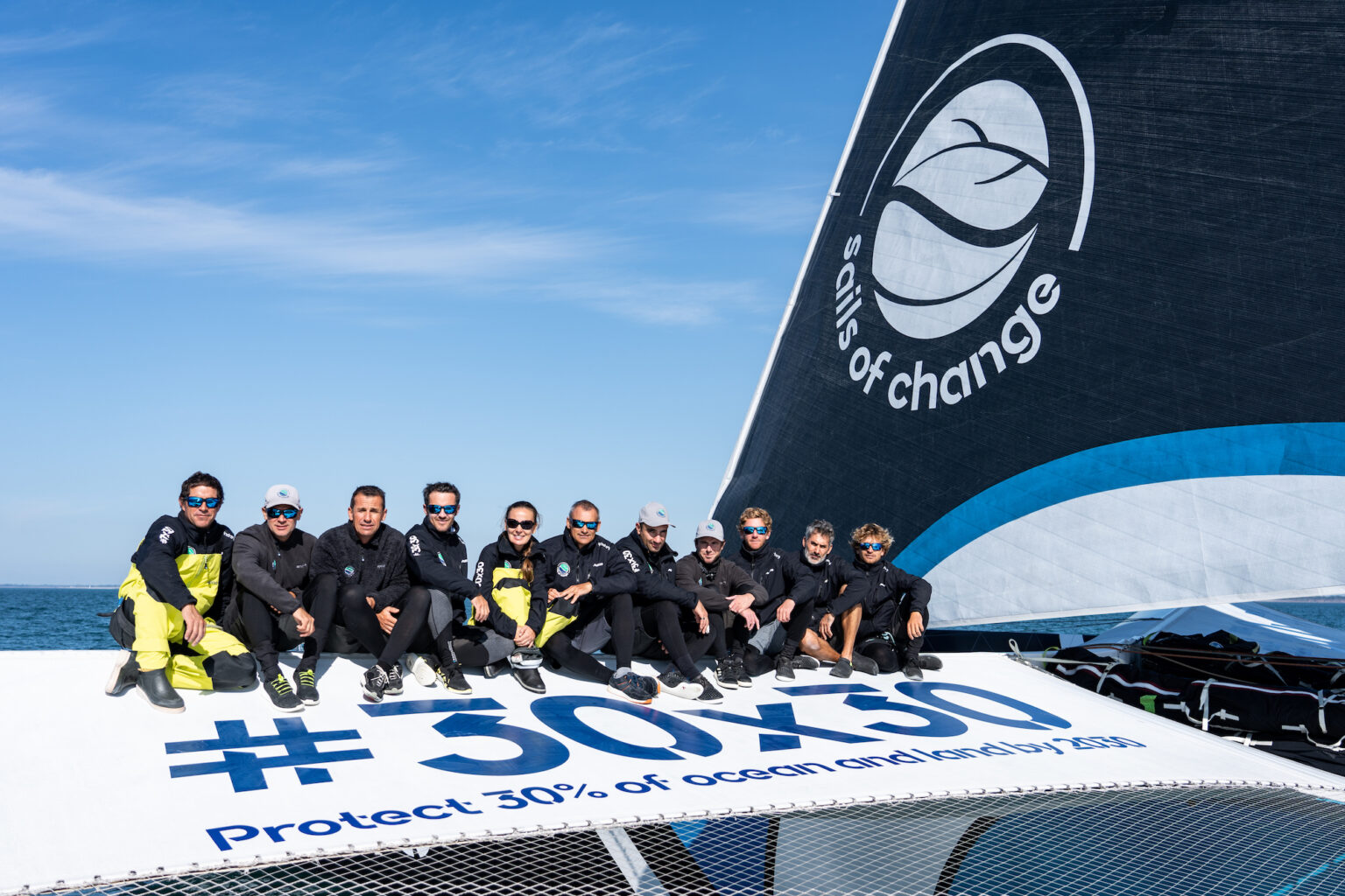 Around the world: a new attempt by the Maxi-trimaran Sails of Change ...